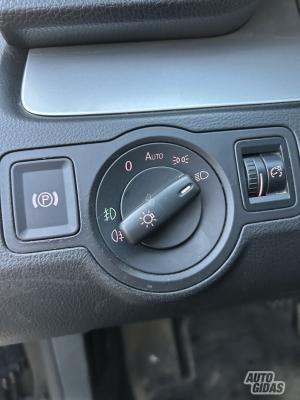 Melns Volkswagen Passat 2007 Kauņa, ar dzinēja tilpumu 2.00 L un nobraukumu 355 tūkst. km par 1400 €, foto 8 vietnē AUTOMOTO.COM.LV