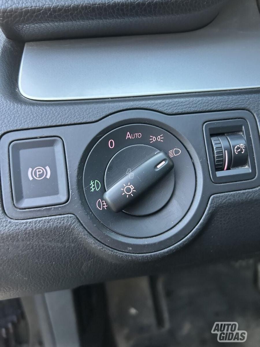 Melns Volkswagen Passat 2007 Kauņa, ar dzinēja tilpumu 2.00 L un nobraukumu 355 tūkst. km par 1400 €, foto 8 vietnē AUTOMOTO.COM.LV