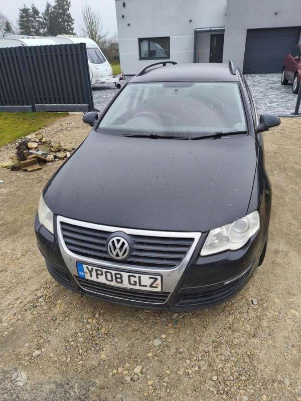 Melns Volkswagen Passat 2008 Panevēža, ar dzinēja tilpumu 1.97 L un nobraukumu 220 tūkst. km par 875 €, foto 5 vietnē AUTOMOTO.COM.LV