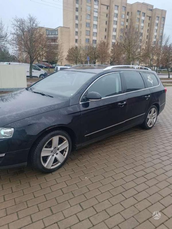 Melns Volkswagen Passat 2008 Kauņa, ar dzinēja tilpumu 1.97 L un nobraukumu 357 tūkst. km par 2000 €, foto 2 vietnē AUTOMOTO.COM.LV