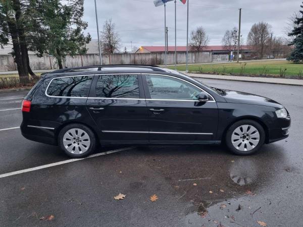 Black Volkswagen Passat 2008 in Jonava, with an engine capacity of 1.80 L and mileage of 261 thousand km for 1350 €, photo 7 on AUTOMOTO.COM.LV