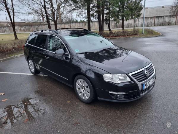 Black Volkswagen Passat 2008 in Jonava, with an engine capacity of 1.80 L and mileage of 261 thousand km for 1350 €, photo 8 on AUTOMOTO.COM.LV