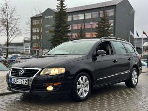 Black Volkswagen Passat 2008 in Kaunas, with an engine capacity of 1.97 L and mileage of 325 thousand km for 2500 €, photo  on AUTOMOTO.COM.LV
