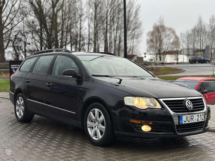Black Volkswagen Passat 2008 in Kaunas, with an engine capacity of 1.97 L and mileage of 325 thousand km for 2500 €, photo 2 on AUTOMOTO.COM.LV