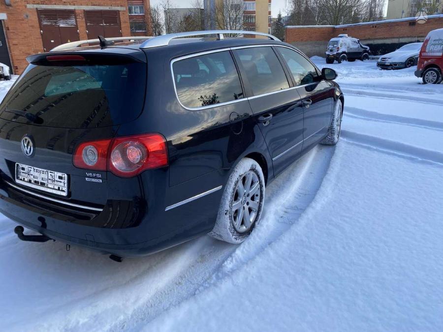 Black Volkswagen Passat 2008 in Panevezys, with an engine capacity of 3.17 L and mileage of 192 thousand km for 2985 €, photo 3 on AUTOMOTO.COM.LV