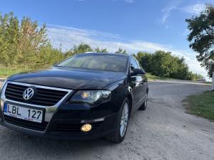 Black Volkswagen Passat 2008 in Vilnius, with an engine capacity of 2.00 L and mileage of 275 thousand km for 2900 €, photo 2 on AUTOMOTO.COM.LV