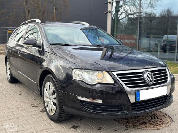 Black Volkswagen Passat 2008 in Kaunas, with an engine capacity of 2.00 L and mileage of 350 thousand km for 1400 €, photo 5 on AUTOMOTO.COM.LV