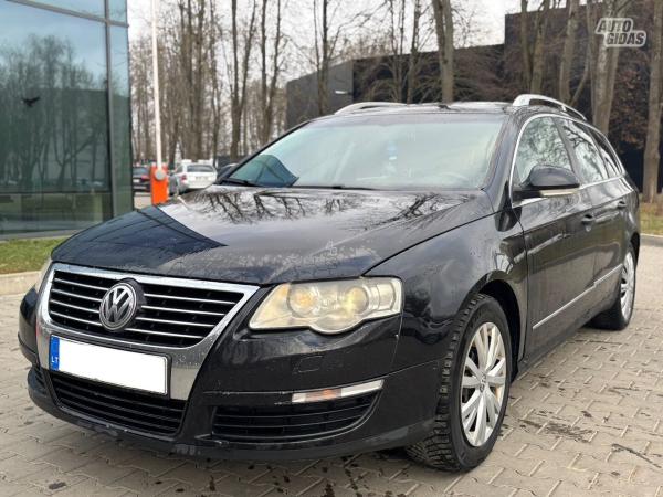 Black Volkswagen Passat 2008 in Kaunas, with an engine capacity of 2.00 L and mileage of 350 thousand km for 1400 €, photo 7 on AUTOMOTO.COM.LV