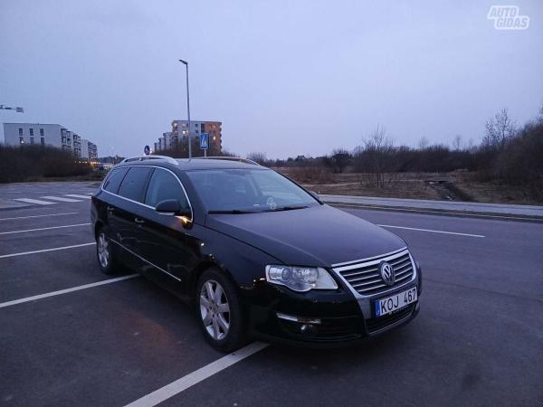 Black Volkswagen Passat 2008 in Klaipeda, with an engine capacity of 2.00 L and mileage of 299 thousand km for 1600 €, photo 1 on AUTOMOTO.COM.LV