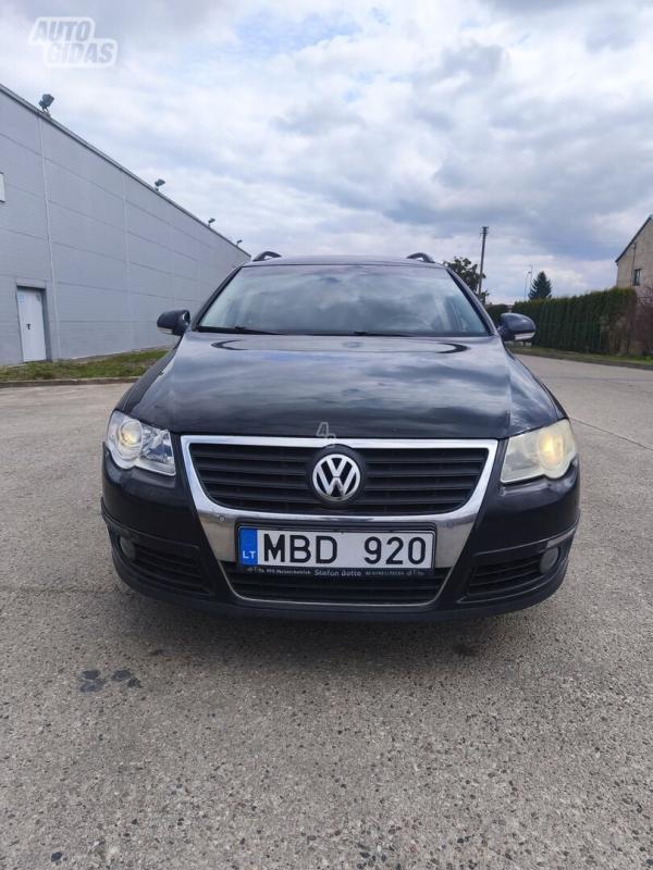 Black Volkswagen Passat 2008 in Kaunas, with an engine capacity of 2.00 L and mileage of 235 thousand km for 800 €, photo 2 on AUTOMOTO.COM.LV