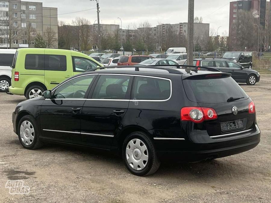 Черный Фольксваген Пассат 2008 в Кедайняй, объемом двигателя 1.90 л и пробегом 243 тыс. км за 2999 €, фото 4 на AUTOMOTO.COM.LV