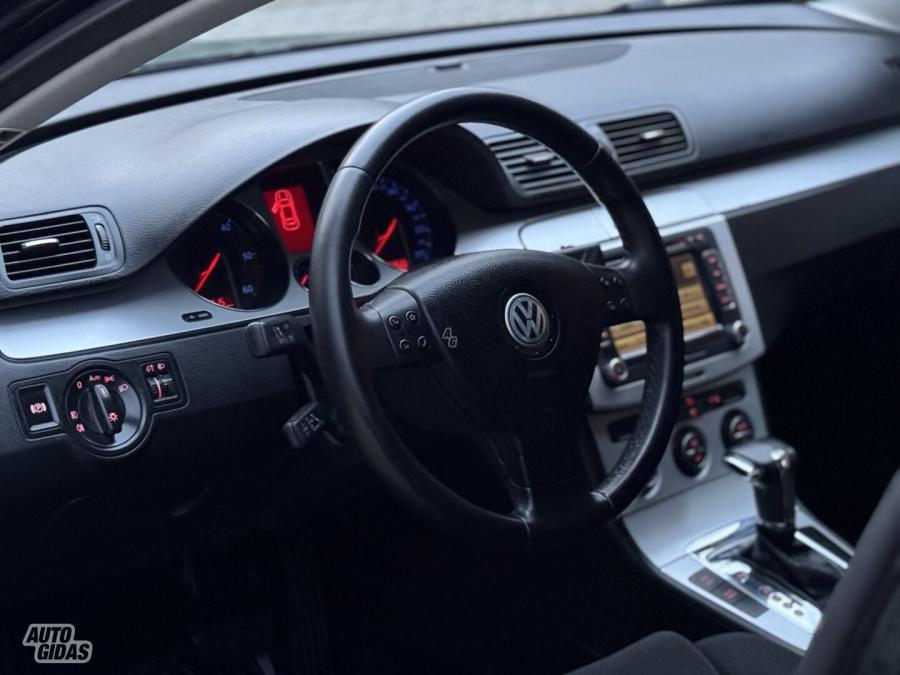 Melns Volkswagen Passat 2008 Kauņa, ar dzinēja tilpumu 2.00 L un nobraukumu 350 tūkst. km par 2450 €, foto 17 vietnē AUTOMOTO.COM.LV