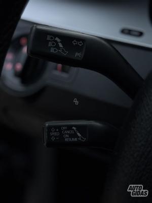 Melns Volkswagen Passat 2008 Kauņa, ar dzinēja tilpumu 2.00 L un nobraukumu 350 tūkst. km par 2450 €, foto 27 vietnē AUTOMOTO.COM.LV