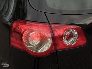 Melns Volkswagen Passat 2008 Kauņa, ar dzinēja tilpumu 2.00 L un nobraukumu 350 tūkst. km par 2450 €, foto 31 vietnē AUTOMOTO.COM.LV