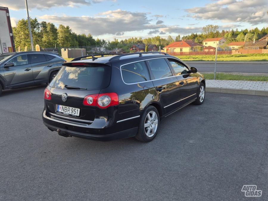 Black Volkswagen Passat 2008 in Vilnius, with an engine capacity of 2.00 L and mileage of 262 thousand km for 3150 €, photo 6 on AUTOMOTO.COM.LV
