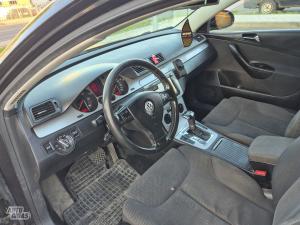 Black Volkswagen Passat 2008 in Vilnius, with an engine capacity of 2.00 L and mileage of 262 thousand km for 3150 €, photo 8 on AUTOMOTO.COM.LV