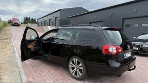Black Volkswagen Passat 2008 in Vilnius, with an engine capacity of 2.00 L and mileage of 352 thousand km for 3220 €, photo 6 on AUTOMOTO.COM.LV