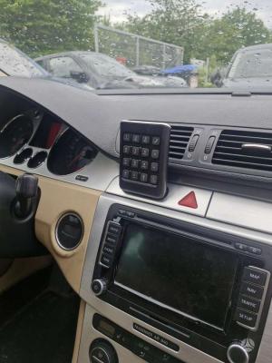 Black Volkswagen Passat 2008 in Klaipeda, with an engine capacity of 1.97 L and mileage of 316 thousand km for 2300 €, photo 4 on AUTOMOTO.COM.LV