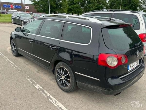 Black Volkswagen Passat 2008 in Vilnius, with an engine capacity of 2.00 L and mileage of 340 thousand km for 1450 €, photo 2 on AUTOMOTO.COM.LV