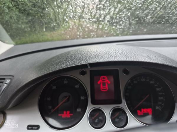 Black Volkswagen Passat 2008 in Druskininkai, with an engine capacity of 2.00 L and mileage of 314 thousand km for 1700 €, photo 4 on AUTOMOTO.COM.LV