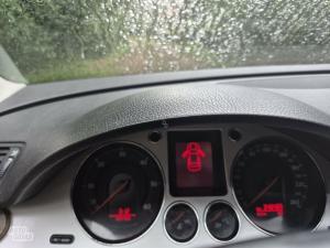 Melns Volkswagen Passat 2008 Druskininkai, ar dzinēja tilpumu 2.00 L un nobraukumu 314 tūkst. km par 1700 €, foto 5 vietnē AUTOMOTO.COM.LV