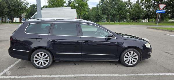 Black Volkswagen Passat 2008 in Klaipeda, with an engine capacity of 1.98 L and mileage of 238 thousand km for 1599 €, photo 4 on AUTOMOTO.COM.LV
