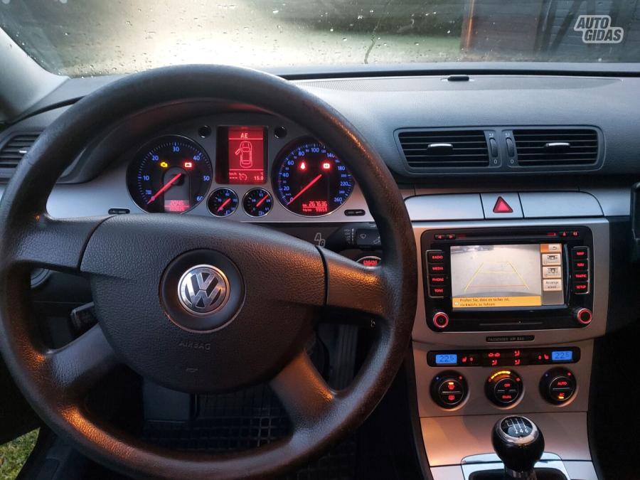 Melns Volkswagen Passat 2008 Viļņa, ar dzinēja tilpumu 2.00 L un nobraukumu 268 tūkst. km par 1800 €, foto 7 vietnē AUTOMOTO.COM.LV