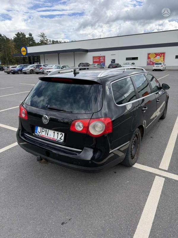 Melns Volkswagen Passat 2008 Kauņa, ar dzinēja tilpumu 1.97 L un nobraukumu 475 tūkst. km par 799 €, foto 7 vietnē AUTOMOTO.COM.LV