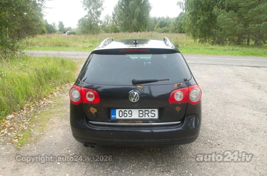 Black Volkswagen Passat 2008 in Tartu, with an engine capacity of 2.00 L and mileage of 384 thousand km for 999 €, photo 4 on AUTOMOTO.COM.LV