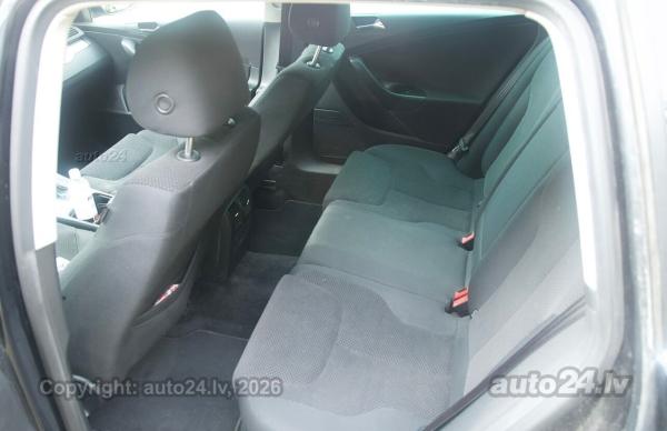 Black Volkswagen Passat 2008 in Tartu, with an engine capacity of 2.00 L and mileage of 384 thousand km for 999 €, photo 7 on AUTOMOTO.COM.LV