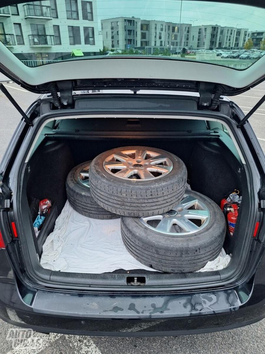 Melns Volkswagen Passat 2008 Viļņa, ar dzinēja tilpumu 2.00 L un nobraukumu 387 tūkst. km par 1000 €, foto 20 vietnē AUTOMOTO.COM.LV