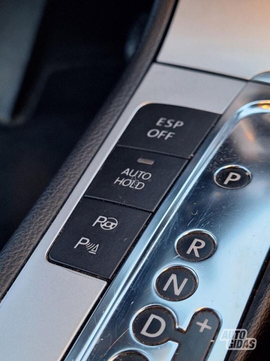 Melns Volkswagen Passat 2008 Viļņa, ar dzinēja tilpumu 2.00 L un nobraukumu 387 tūkst. km par 1000 €, foto 24 vietnē AUTOMOTO.COM.LV