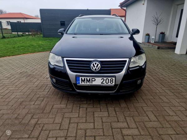 Black Volkswagen Passat 2009 in Klaipeda, with an engine capacity of 1.97 L and mileage of 366 thousand km for 1600 €, photo 5 on AUTOMOTO.COM.LV