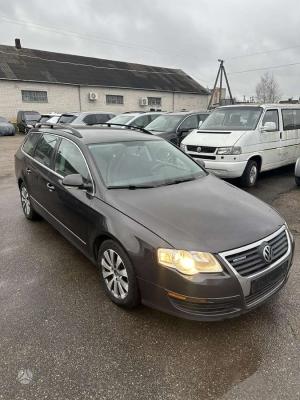 Melns Volkswagen Passat 2009 Marijampole, ar dzinēja tilpumu 1.97 L un nobraukumu 340 tūkst. km par 2950 €, foto 2 vietnē AUTOMOTO.COM.LV