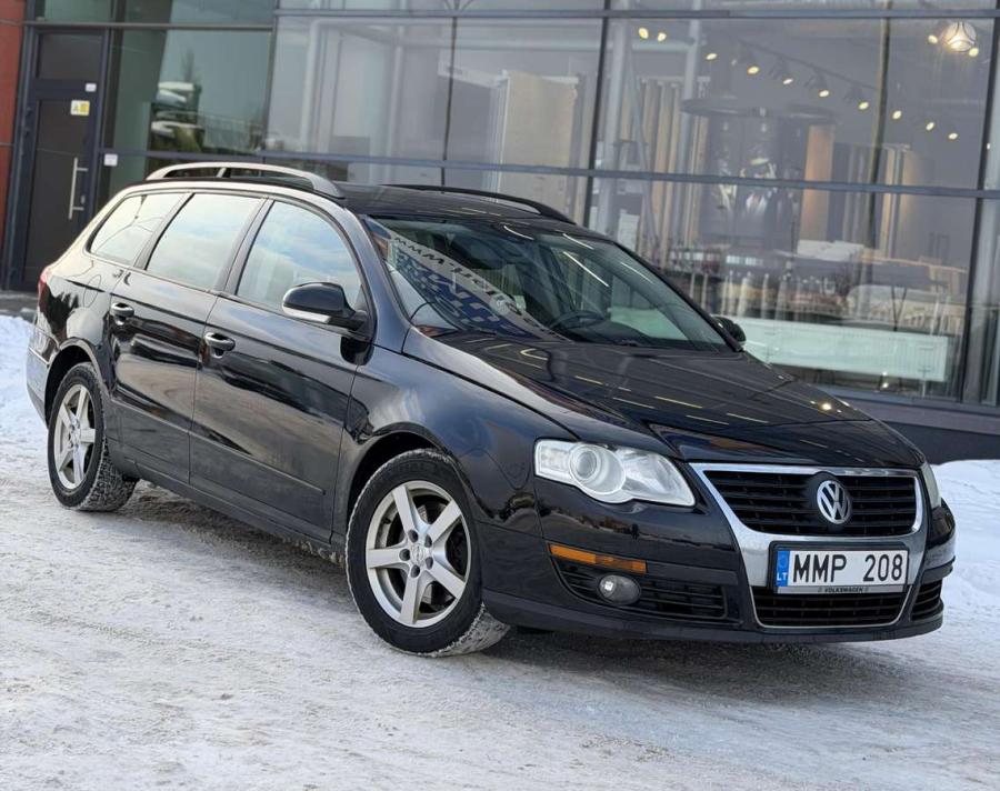 Melns Volkswagen Passat 2009 Klaipėda, ar dzinēja tilpumu 2.00 L un nobraukumu 300 tūkst. km par 1900 €, foto 2 vietnē AUTOMOTO.COM.LV