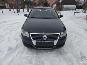 Melns Volkswagen Passat 2009 Marijampole, ar dzinēja tilpumu 2.00 L un nobraukumu 346 tūkst. km par 2300 €, foto  vietnē AUTOMOTO.COM.LV