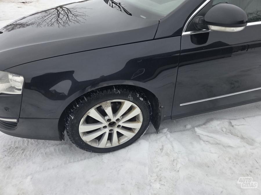 Melns Volkswagen Passat 2009 Marijampole, ar dzinēja tilpumu 2.00 L un nobraukumu 346 tūkst. km par 2300 €, foto 9 vietnē AUTOMOTO.COM.LV