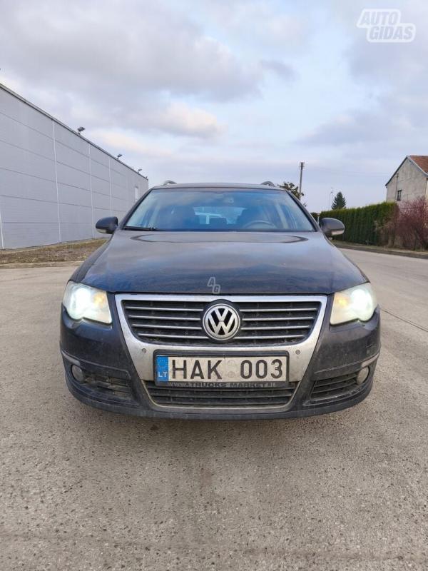 Black Volkswagen Passat 2009 in Kaunas, with an engine capacity of 2.00 L and mileage of 450 thousand km for 1000 €, photo 2 on AUTOMOTO.COM.LV
