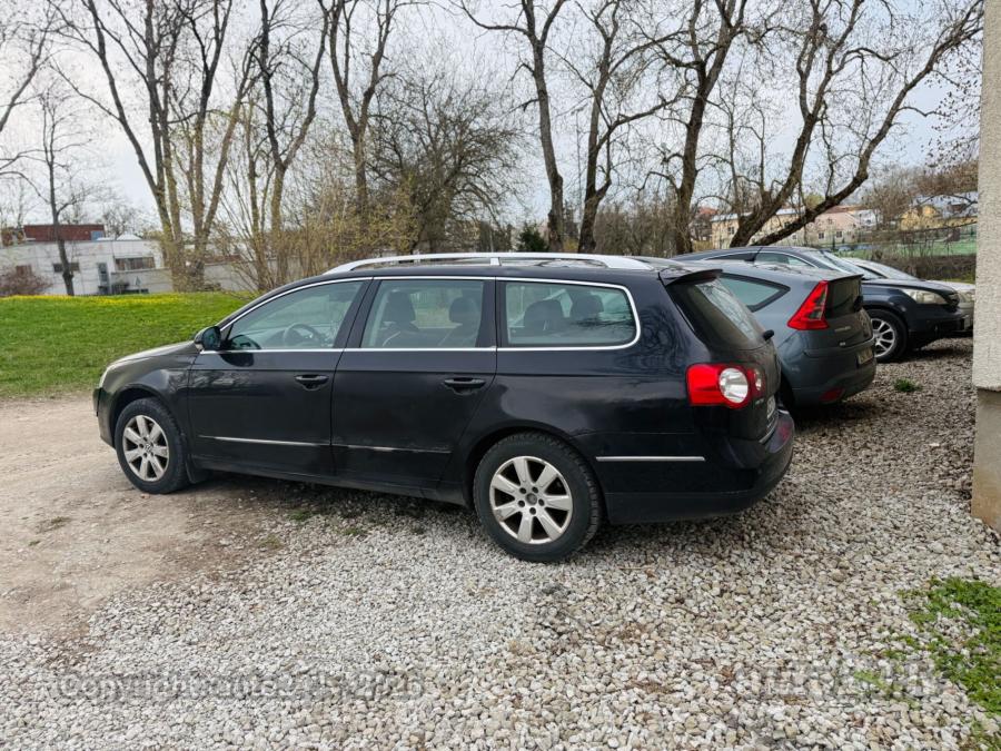 Black Volkswagen Passat 2009 in Tallinn, with an engine capacity of 1.40 L and mileage of 270 thousand km for 2400 €, photo 3 on AUTOMOTO.COM.LV