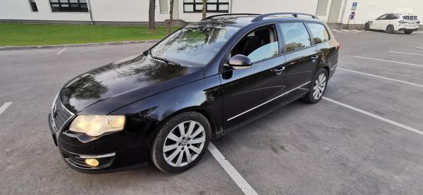 Melns Volkswagen Passat 2009 Kauņa, ar dzinēja tilpumu 2.00 L un nobraukumu 328 tūkst. km par 1499 €, foto 1 vietnē AUTOMOTO.COM.LV