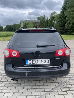 Black Volkswagen Passat 2009 in Birzai, with an engine capacity of 2.00 L and mileage of 478 thousand km for 1450 €, photo 7 on AUTOMOTO.COM.LV
