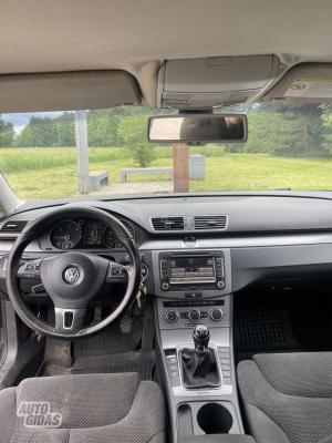 Black Volkswagen Passat 2009 in Birzai, with an engine capacity of 2.00 L and mileage of 478 thousand km for 1450 €, photo 11 on AUTOMOTO.COM.LV