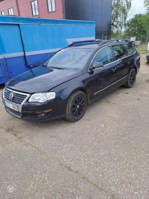 Melns Volkswagen Passat 2009 Viļņa, ar dzinēja tilpumu 1.97 L un nobraukumu 300 tūkst. km par 1100 €, foto  vietnē AUTOMOTO.COM.LV