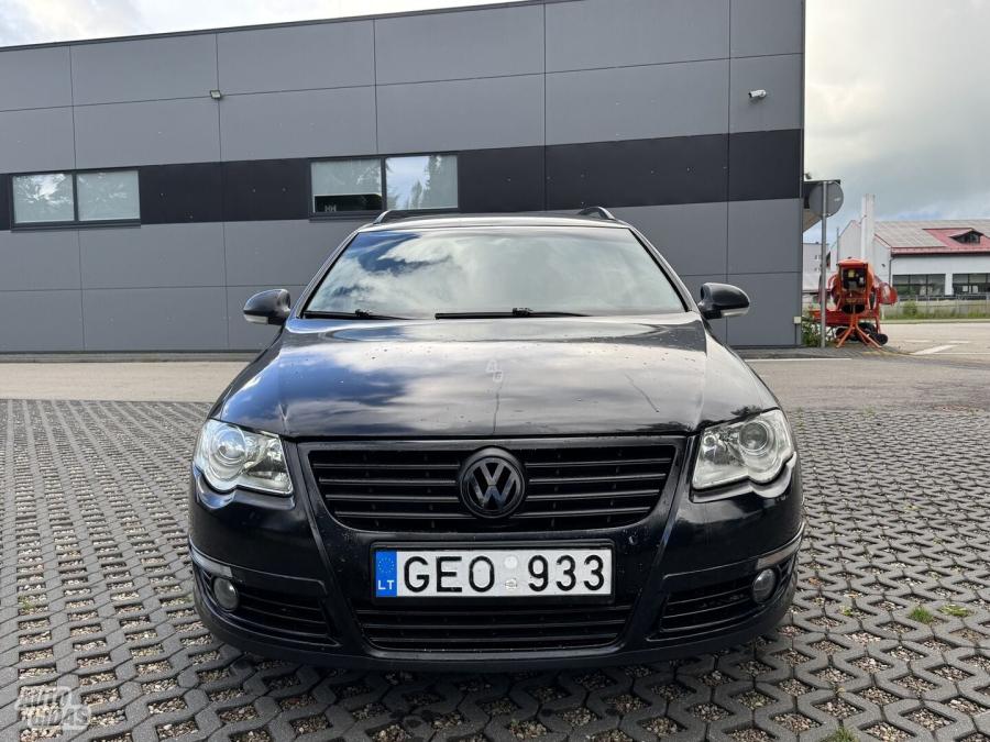 Melns Volkswagen Passat 2009 Panevēža, ar dzinēja tilpumu 2.00 L un nobraukumu 0 tūkst. km par 1490 €, foto 4 vietnē AUTOMOTO.COM.LV