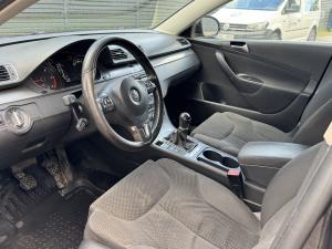 Melns Volkswagen Passat 2009 Panevēža, ar dzinēja tilpumu 2.00 L un nobraukumu 0 tūkst. km par 1490 €, foto 12 vietnē AUTOMOTO.COM.LV