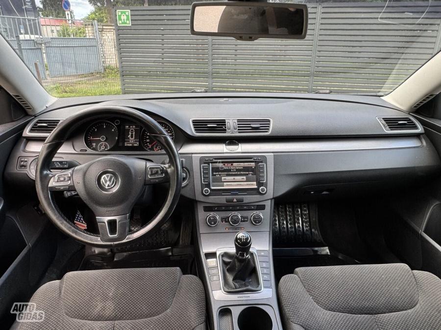 Melns Volkswagen Passat 2009 Panevēža, ar dzinēja tilpumu 2.00 L un nobraukumu 0 tūkst. km par 1490 €, foto 13 vietnē AUTOMOTO.COM.LV
