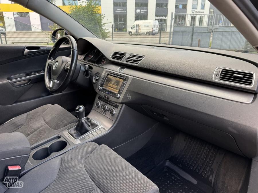 Melns Volkswagen Passat 2009 Panevēža, ar dzinēja tilpumu 2.00 L un nobraukumu 0 tūkst. km par 1490 €, foto 14 vietnē AUTOMOTO.COM.LV