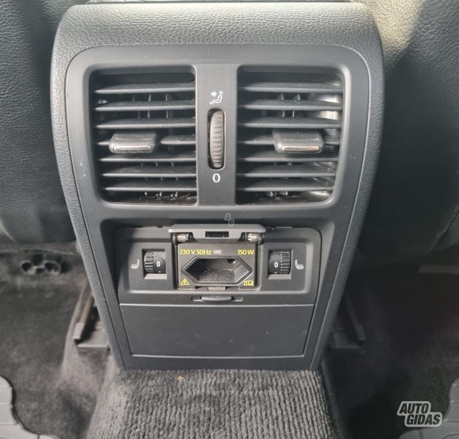 Melns Volkswagen Passat 2009 Ignalina, ar dzinēja tilpumu 2.00 L un nobraukumu 289 tūkst. km par 2650 €, foto 15 vietnē AUTOMOTO.COM.LV