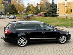Black Volkswagen Passat 2009 in Vilnius, with an engine capacity of 1.97 L and mileage of 277 thousand km for 2900 €, photo 4 on AUTOMOTO.COM.LV