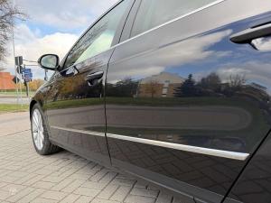Black Volkswagen Passat 2009 in Vilnius, with an engine capacity of 1.97 L and mileage of 277 thousand km for 2900 €, photo 13 on AUTOMOTO.COM.LV